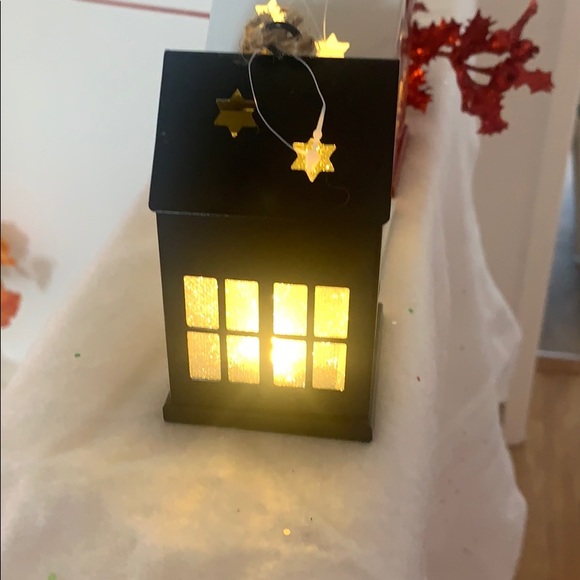 Christmas | Holiday | Light Up Hanging Metal House Set | Poshmark